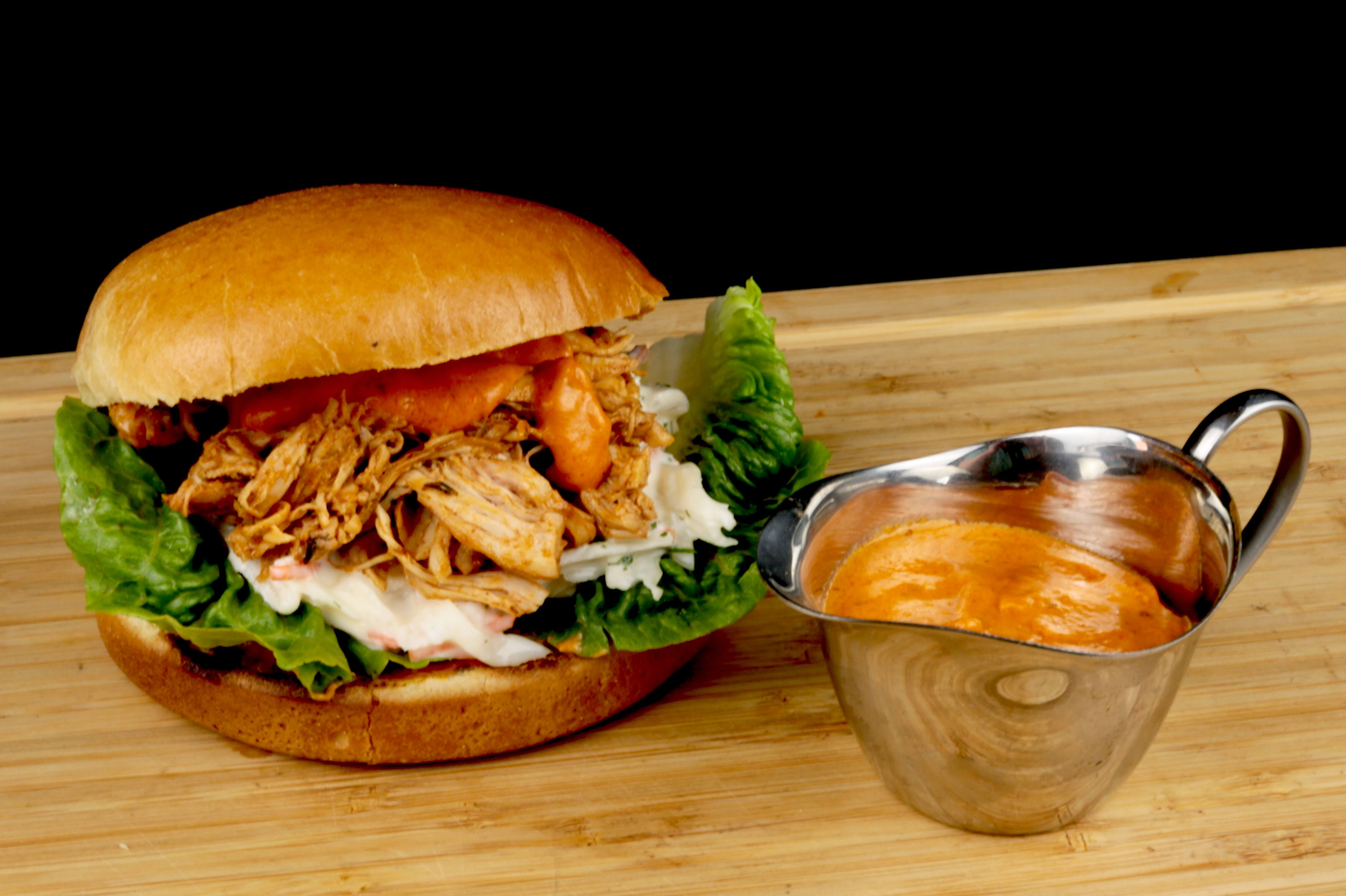 Metaxa Pulled Chicken Burger - Zu Faul Zum Kochen?